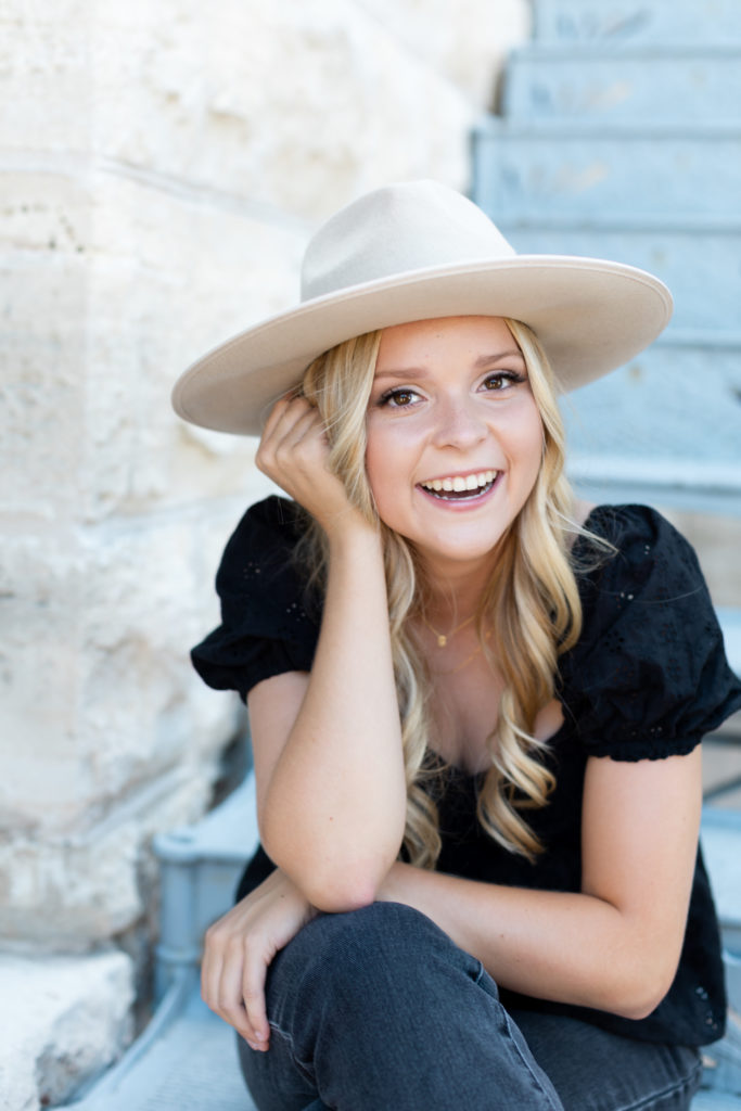 Downtown Georgetown Senior Portraits | Austin Photographer | Greta
